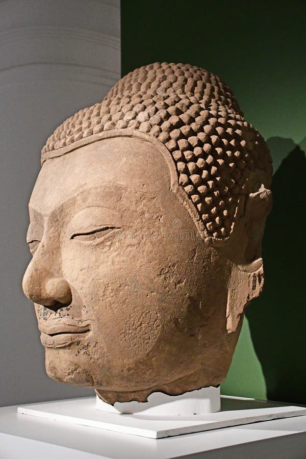 Ancient Chinese Buddhist Statue, , Brooklyn Museum ,New York, USA ...