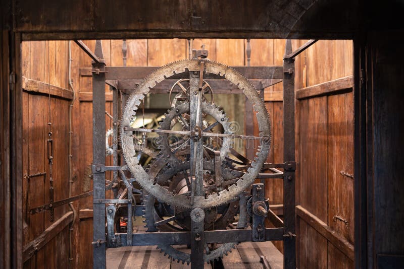 Ancient Circular Iron Mechanisms for the Movement of the Mechanical ...