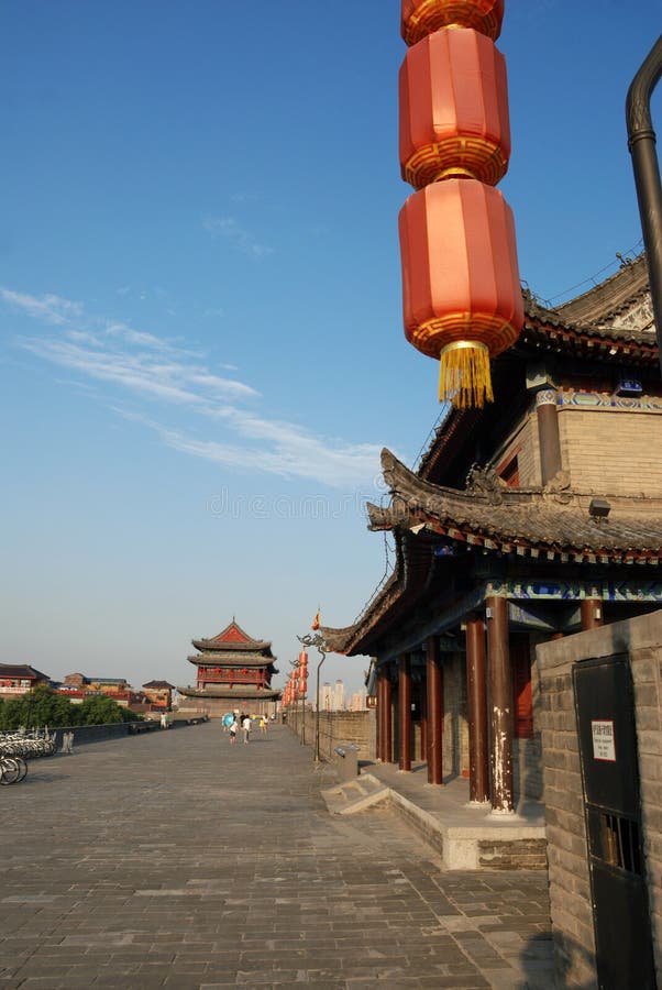 Ancient city wall in xian editorial image. Image of barrier - 32397035