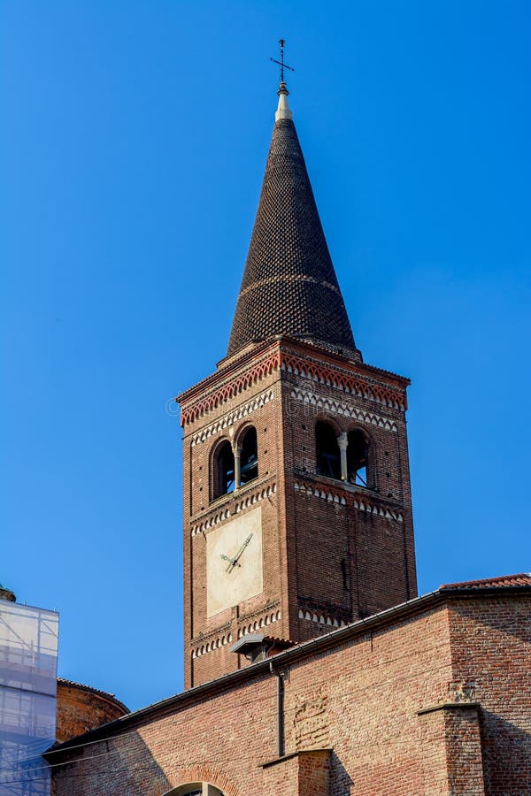 1,076 Clock Tower Milan Photos - Free & Royalty-Free Stock Photos from ...