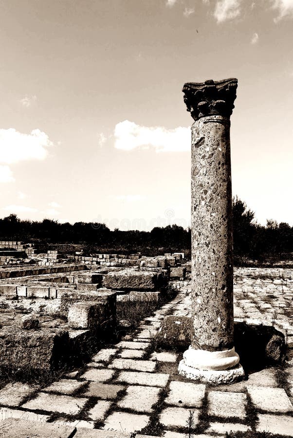 Ancient column stock image. Image of landmark, greek - 17068773