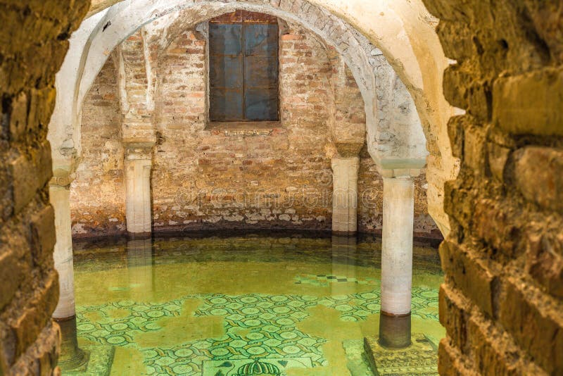 Ancient flooded crypt stock image. Image of crypt, floor - 83983723