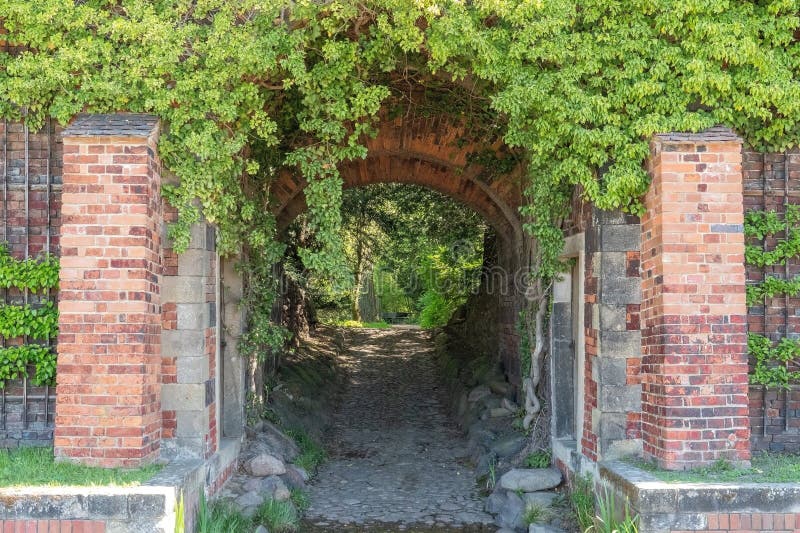 Ancient Gates Entrance Territory Stone Castle Stock Photos - Free ...