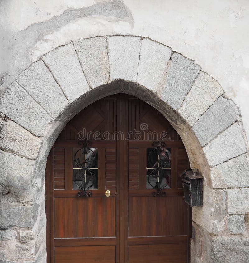 Ancient gothic arch stock image. Image of stone, gothic - 100677713