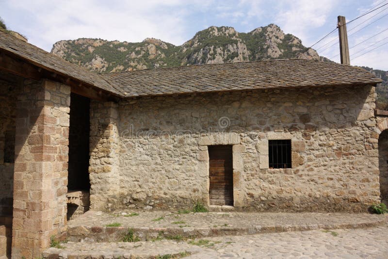 Ancient house in Pyrenees stock image. Image of home - 19919387