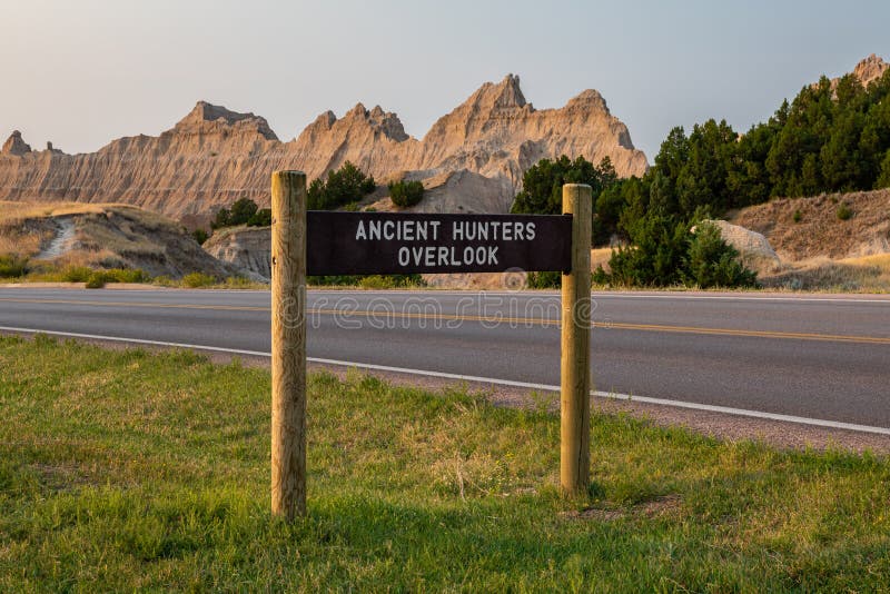 Ancient Hunters Overlook Sign Editorial Image - Image of park, american ...