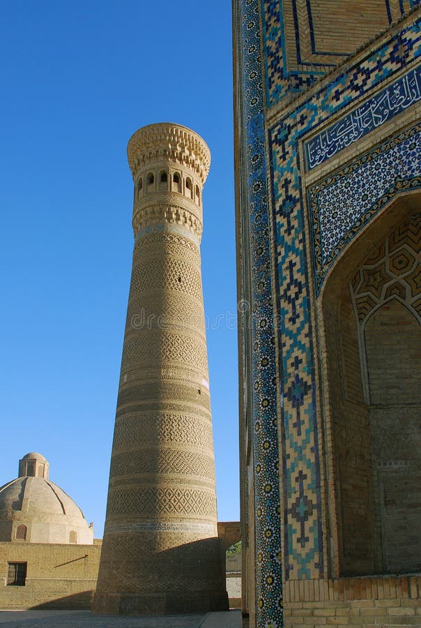 Ancient Kalyan Minaret in Bukhara Stock Photo - Image of brick, minaret ...
