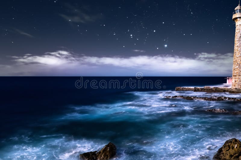 Stone Peer Stock Illustrations – 24 Stone Peer Stock Illustrations ...