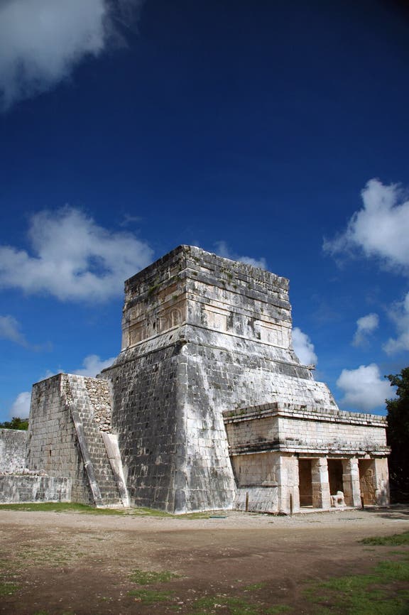 Ancient Mayan Building Near Ba Stock Image - Image of archeology, mayan ...