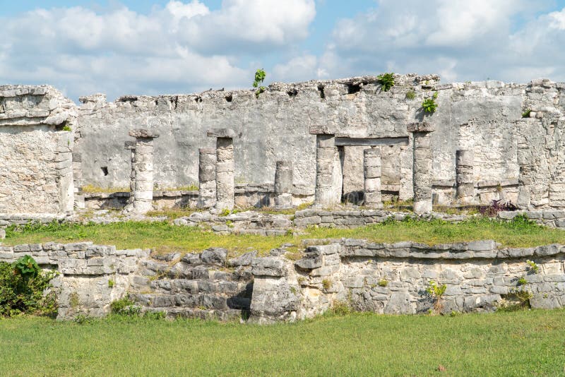 Ancient Mayan Structures on Platform in Tulum Stock Image - Image of ...