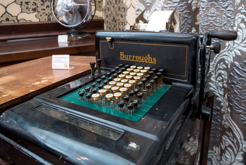 The Ancient Mechanical Calculator `Burroughs Adding Machine CO ...