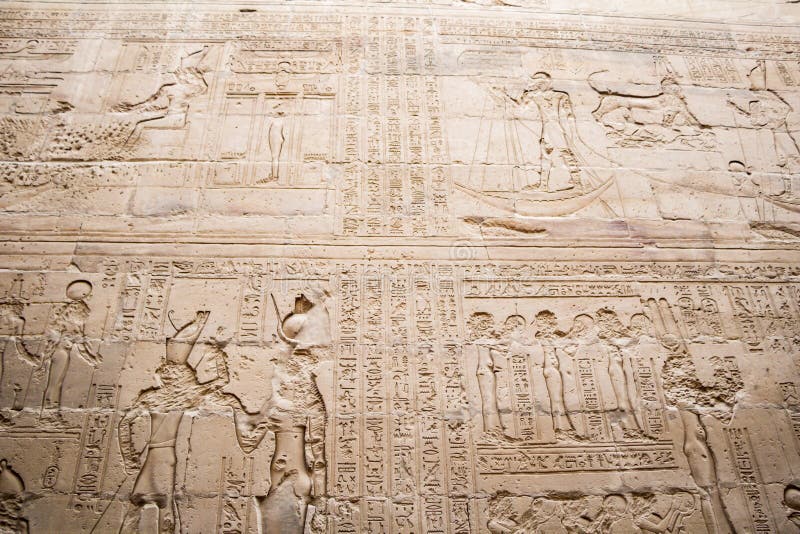 Ancient Pharaonic Building at the Mortuary Temple of Hatshepsut Stock ...