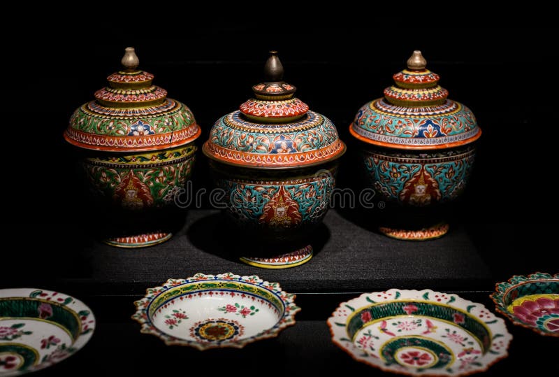 Ancient Porcelain Containers are on Display at the National Museum of ...