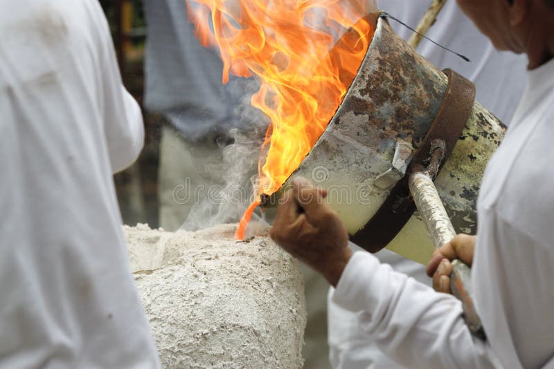 Ancient metal cast process stock image. Image of casting - 26122387