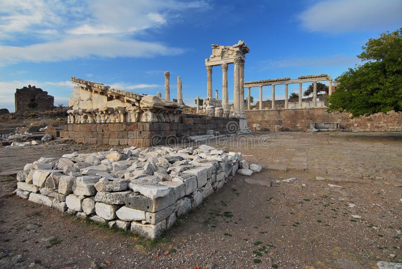 Temple of Apollo in Bergama Stock Photo - Image of monument, structure ...