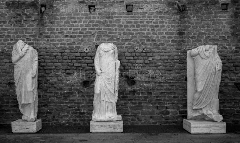 Ancient Roman statues stock image. Image of monument - 144169209