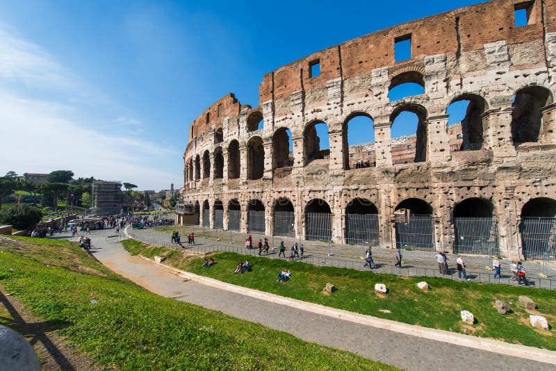 Rome ruines panorama editorial stock image. Image of archaeology - 2298004