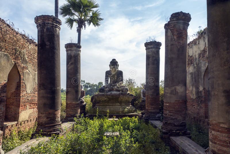 Ancient Ruins - Innwa - Myanmar (Burma) Stock Photo - Image of temple ...