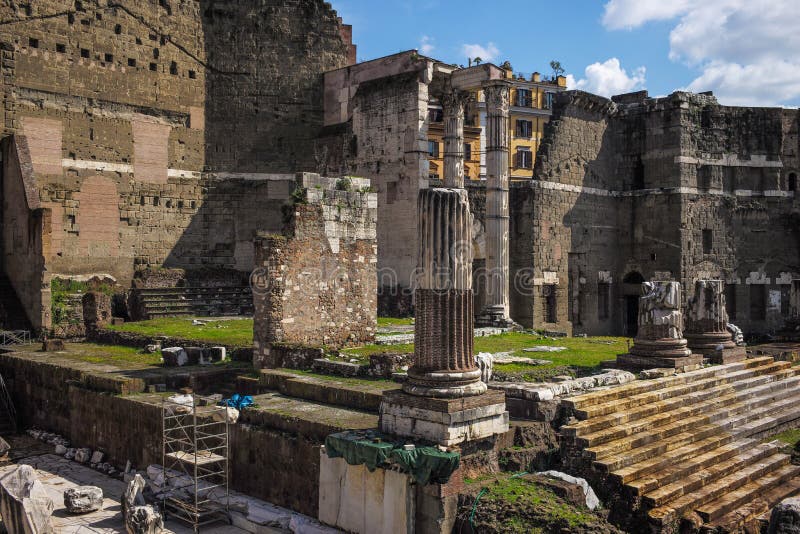 Ancient Ruins, Rome, Italy. Editorial Photo - Image of wall, forum ...
