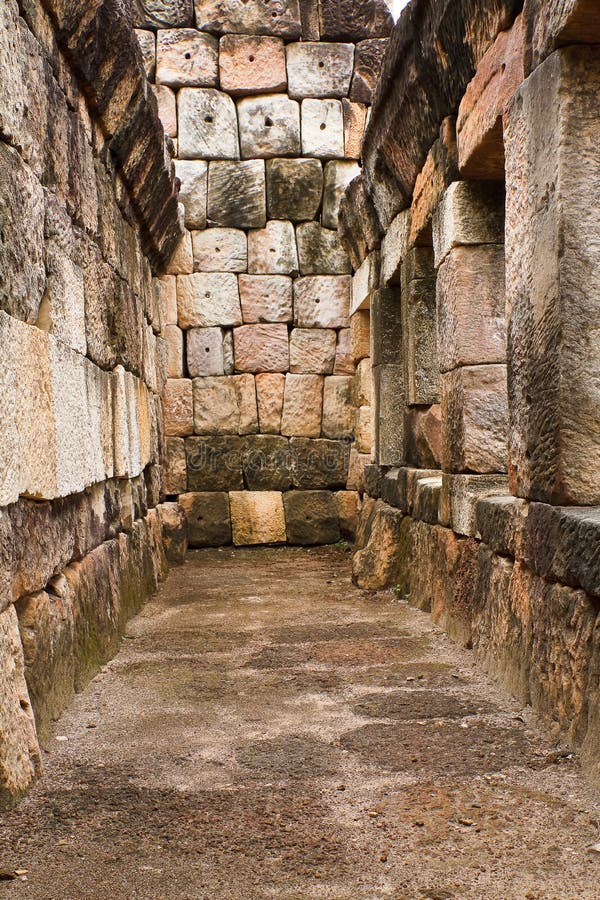 Ancient Sadok Kok Thom stock image. Image of landscape - 35378575