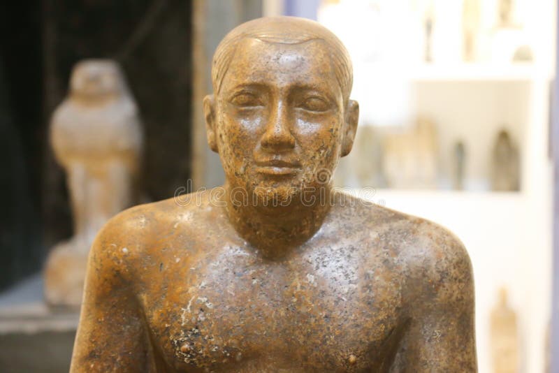 Ancient Statue - Egyptian Museum Editorial Stock Photo - Image of ...