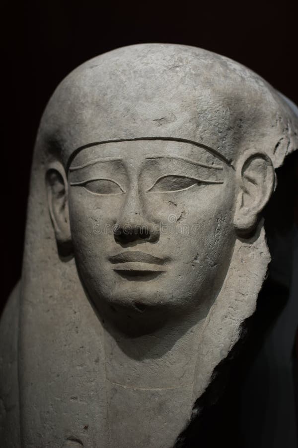 Ancient statue stock image. Image of shield, wall, greek - 81362879