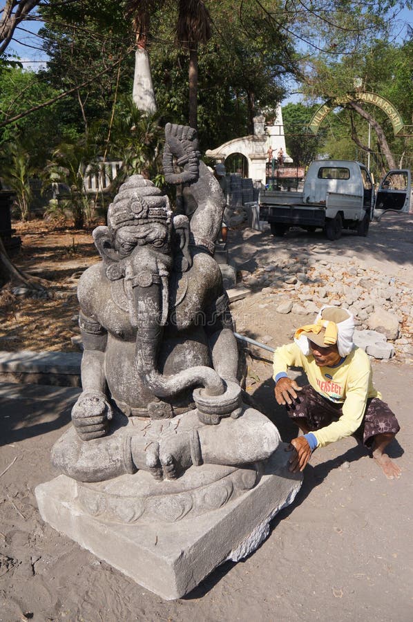 Ancient statues editorial image. Image of ancient, java - 61722140