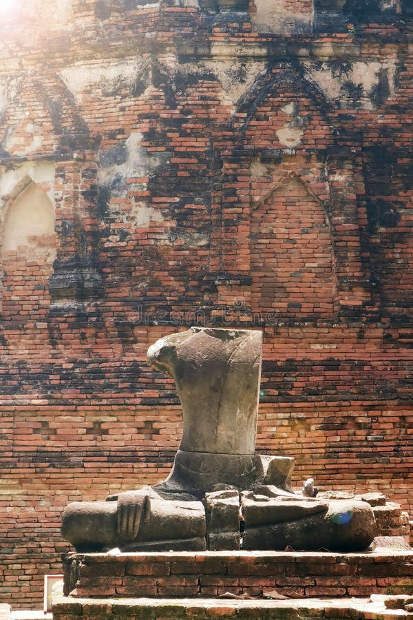 Ancient Stone Ruined Statues Stock Image - Image of wall, sacred: 333177133