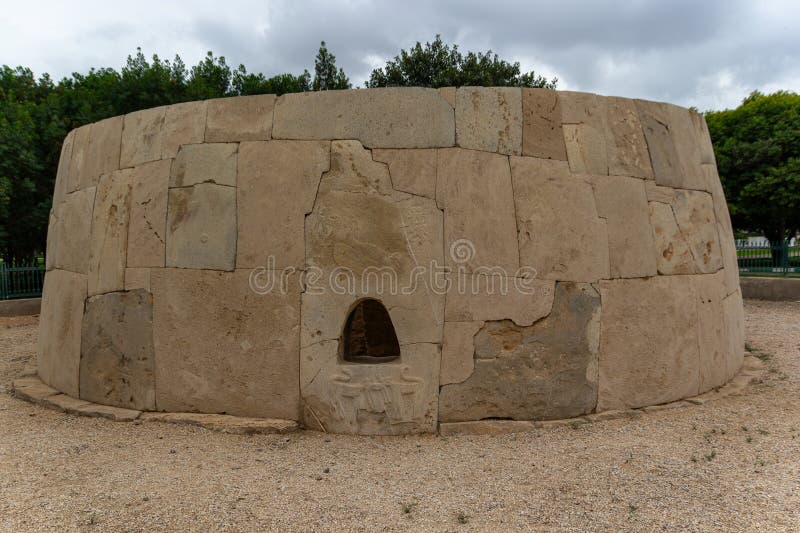 42,158 Solid Stone Stonewall Structure Stock Photos - Free & Royalty ...