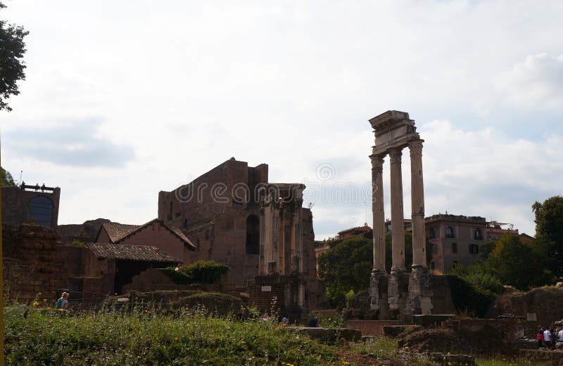 Ancient Structures of the Roman Forum Editorial Stock Image - Image of ...