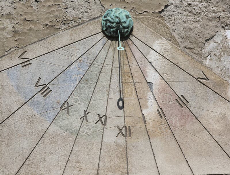 Ancient sun clock stock image. Image of hour, dial, history - 21192625