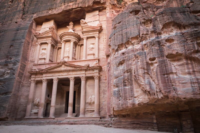 Ancient Temple in Petra, Jordan Stock Photo - Image of canyon, culture ...