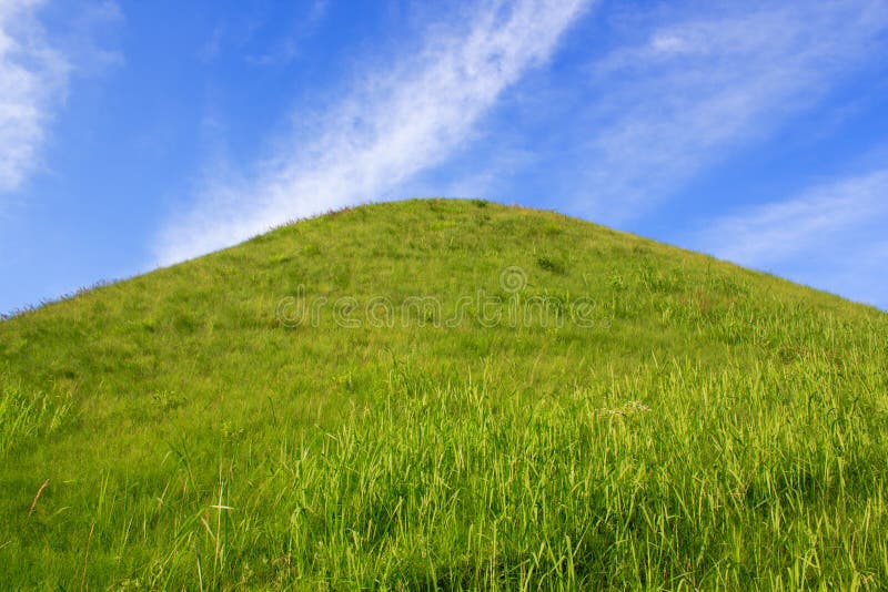 Ancient tomb tumuli stock photo. Image of hill, oldest - 32205714