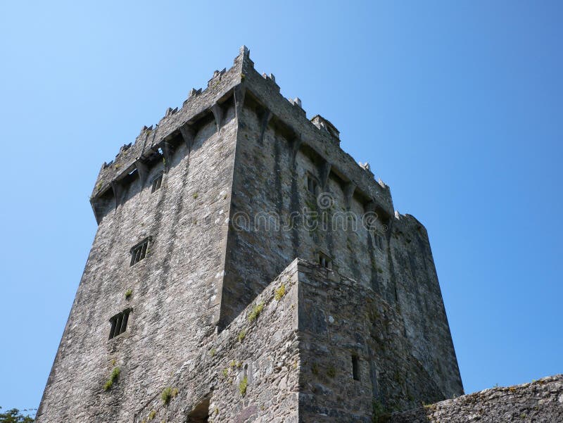 Ancient Tower Background, Blarney Castle in Ireland, Celtic Fortress ...