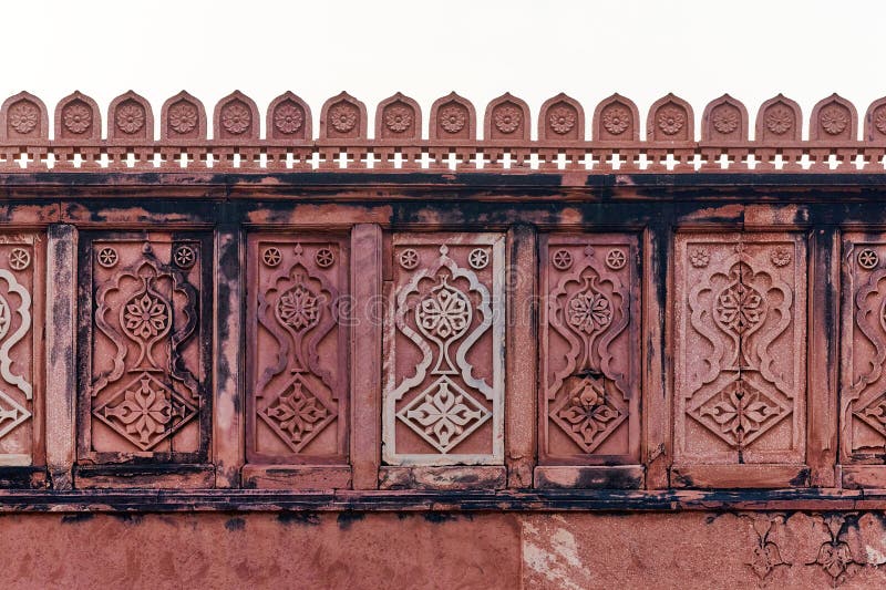 Ancient Wall Decoration of Agra Red Fort, Beautiful Decorative Patterns ...
