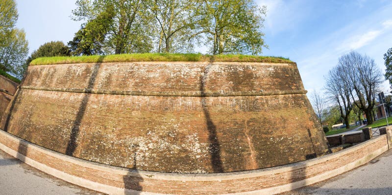 Ancient Walls of Lucca, Italy Stock Photo - Image of scenic ...