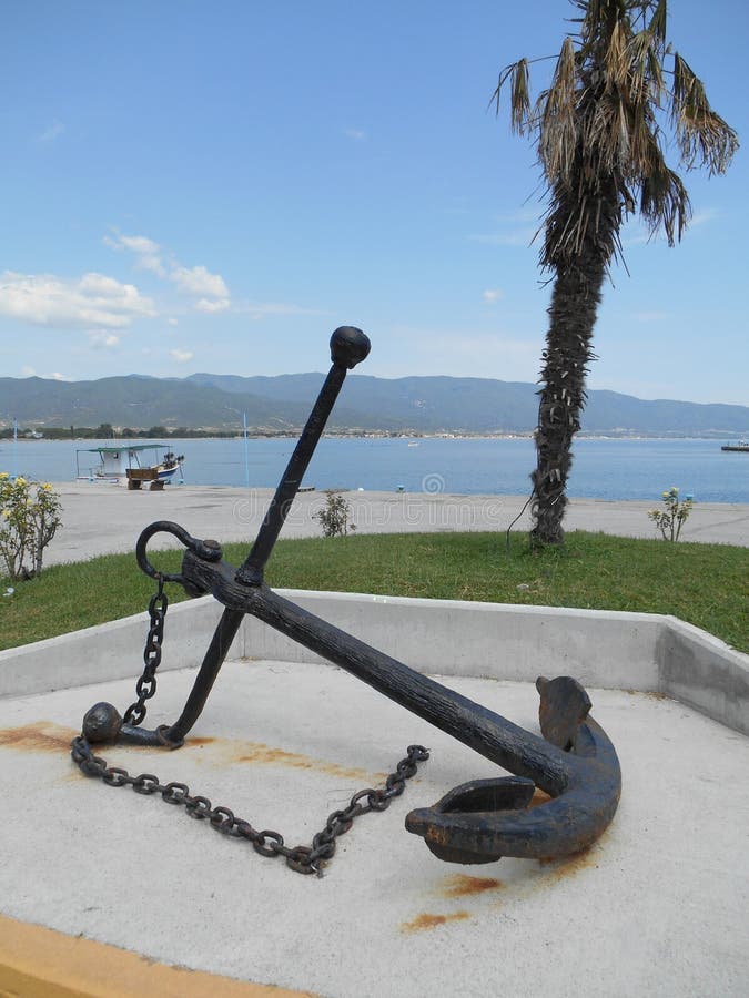 Ancla de mar foto de archivo. Imagen de emblema, metal - 17519720