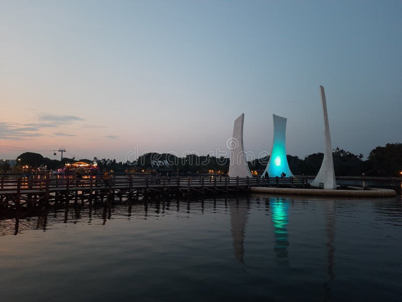 Ancol Monument editorial stock photo. Image of landmark - 263007108