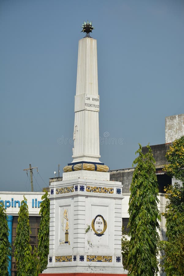 Anda Circle Monument Tower in Manila, Philippines Editorial Photo ...
