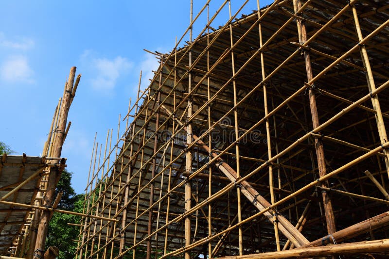 Andaime de bambu imagem de stock. Imagem de grande, infraestrutura ...