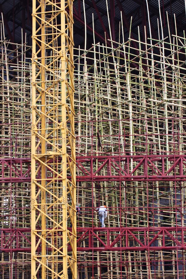 Andaime De Bambu No Canteiro De Obras Imagem de Stock - Imagem de ...