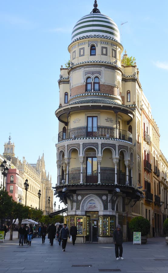 Andalusian style building editorial image. Image of spain - 28956440