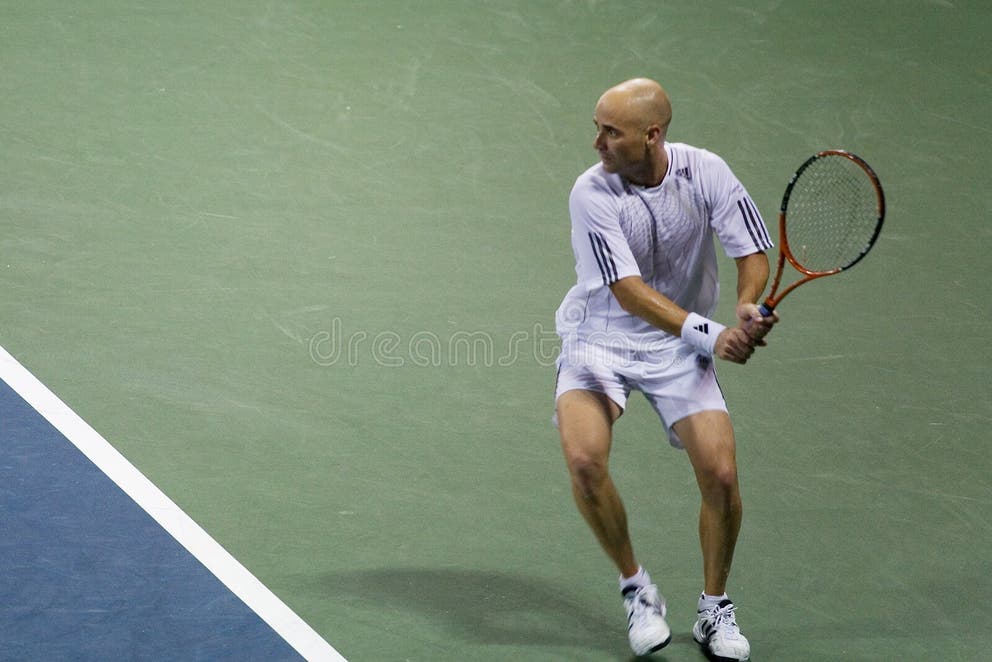 Andre Agassi editorial photo. Image of racket, return - 4260116