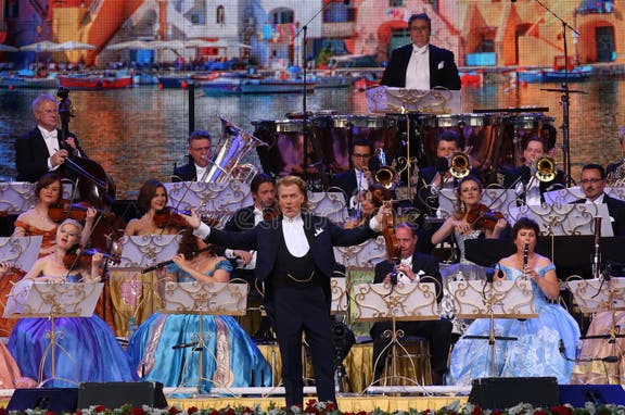 Andre Rieu photo éditorial. Image du divertissement, rendement - 55080186
