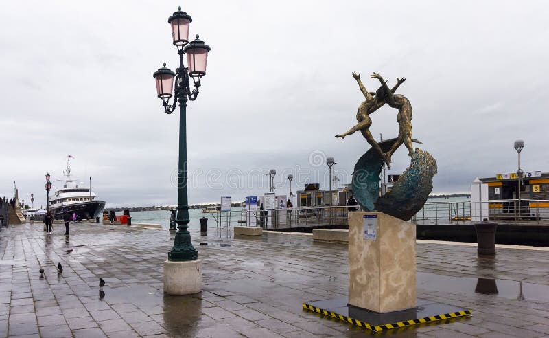 Andrea Roggi, Shringar Bronze Figure of Genesys.Venice Editorial Stock ... Andrea Roggi, Shringar Bronze Figure of Genesys.Venice Editorial Stock ...