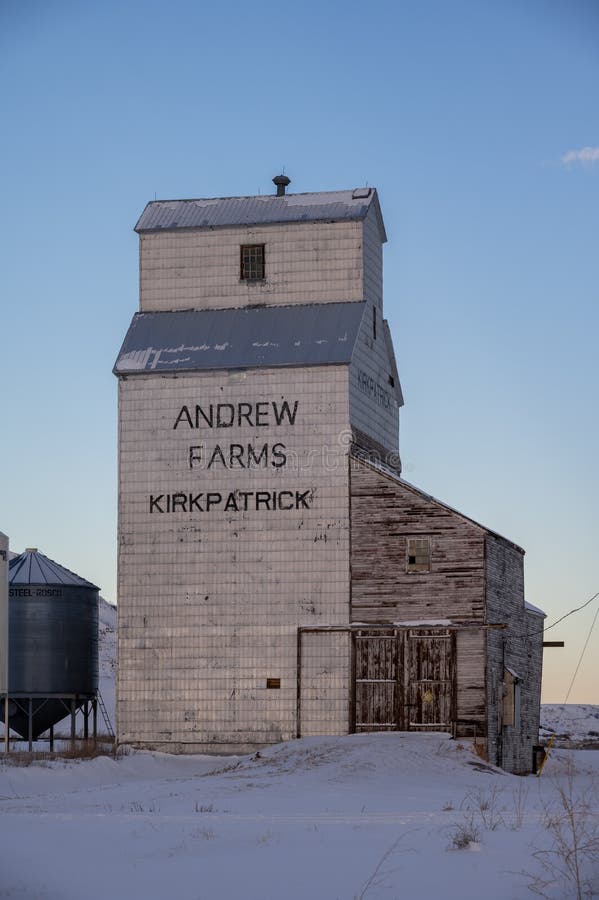 Andrew Farms Grain Elevator Outside Drumheller Editorial Stock Image ...