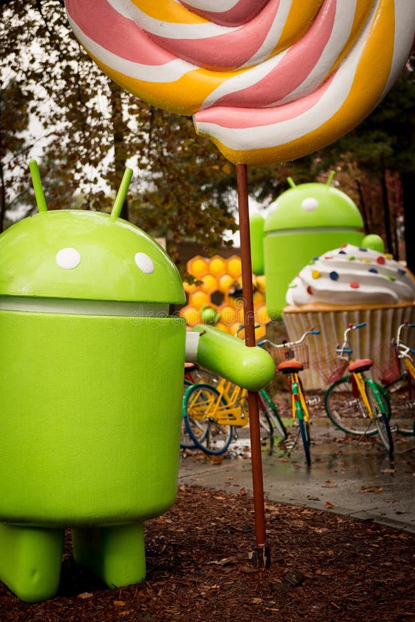 Android Figures on Google Campus Editorial Photography - Image of ...