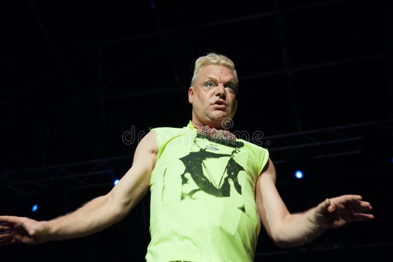 Andy Bell image stock éditorial. Image du lincoln, roche - 33286734