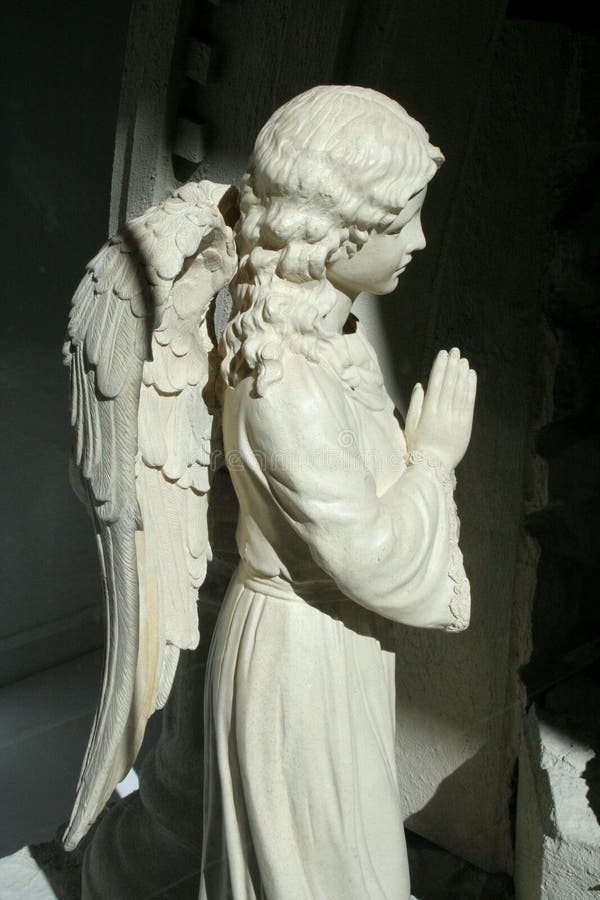 Stone Angel stock photo. Image of ornament, face, gravestone - 3344914