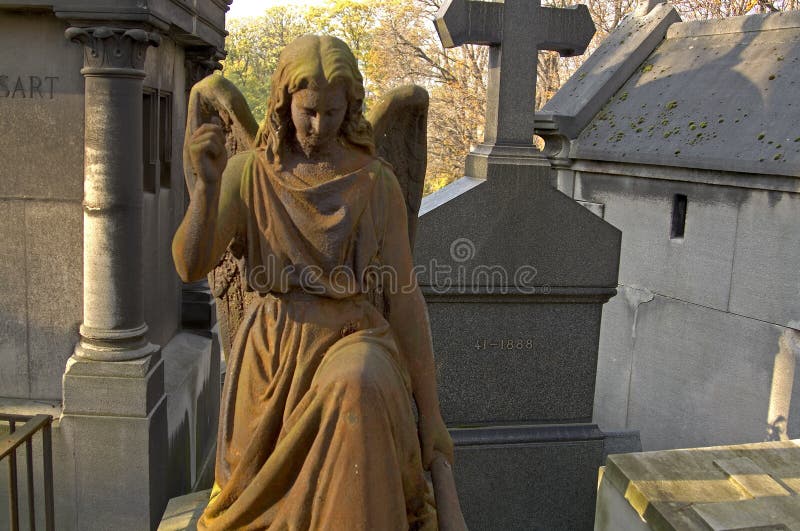 Angel Grave stock image. Image of goth, point, france - 6936273
